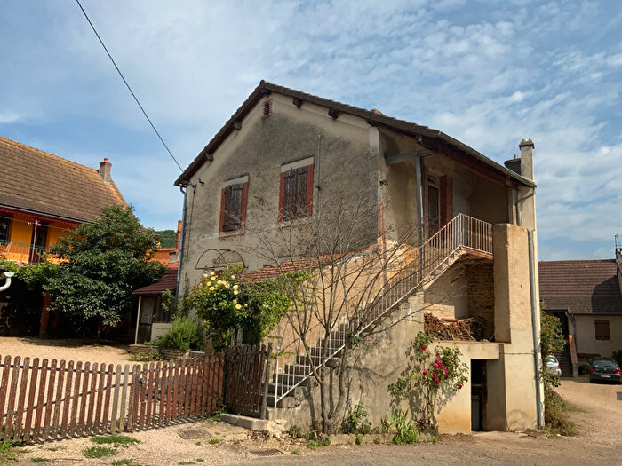 Maison à louer - Saint-Vallerin - 3 pièces - 2 chambres