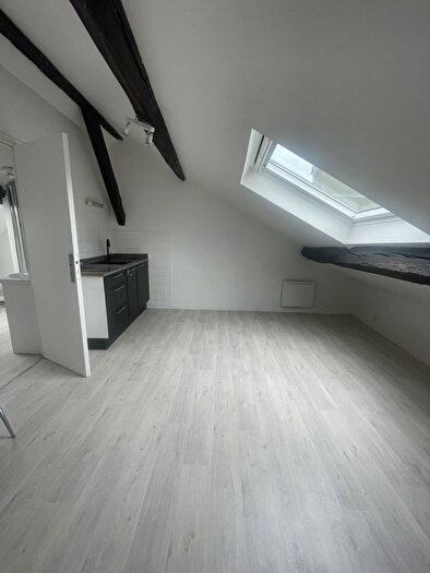 Appartement à louer - Centre, Melun - 1 pièce