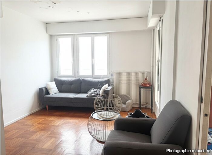 Paris 18ème, Jules Joffrin : Appartement 3 pièces à vendre