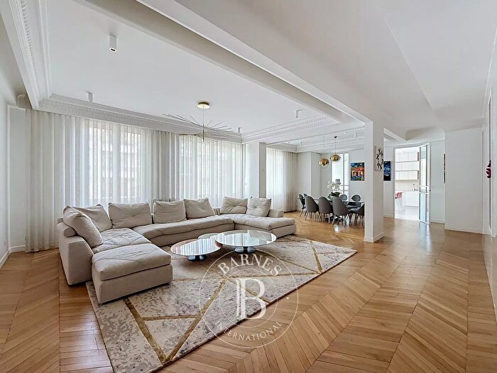 Neuilly-sur-Seine, Saint-James, Madrid - Appartement 7 pièces à louer