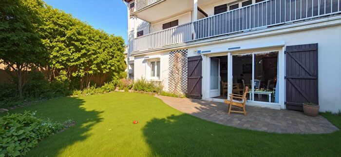 Appartement à vendre - Clamart, Jardin Parisien - 5 pièces - 3 chambres