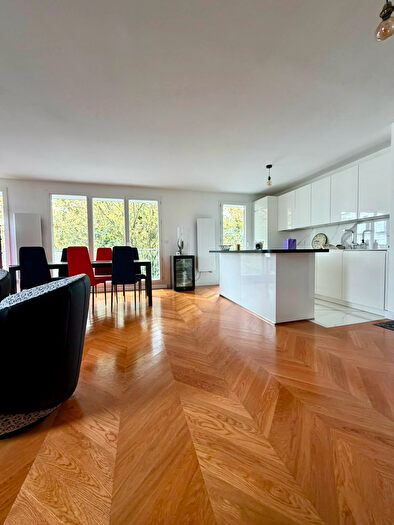 Lille, Saint-Maurice, Pellevoisin : Appartement 3 pièces à vendre