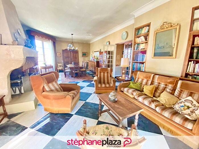 Appartement à vendre - Pont-Saint-Esprit - 6 pièces - 4 chambres