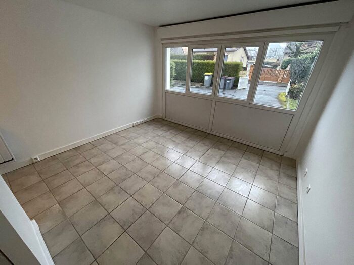 Appartement 1 pièce à Montjoy Coins, Bures-sur-Yvette, à louer