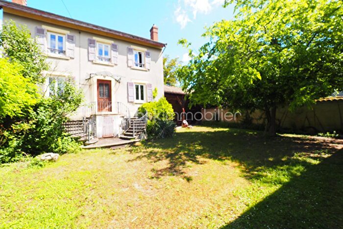 Maison 6 pièces à Chasselay, à vendre