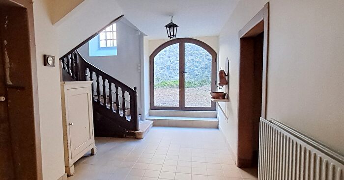 Maison 6 pièces à Confolens, à vendre