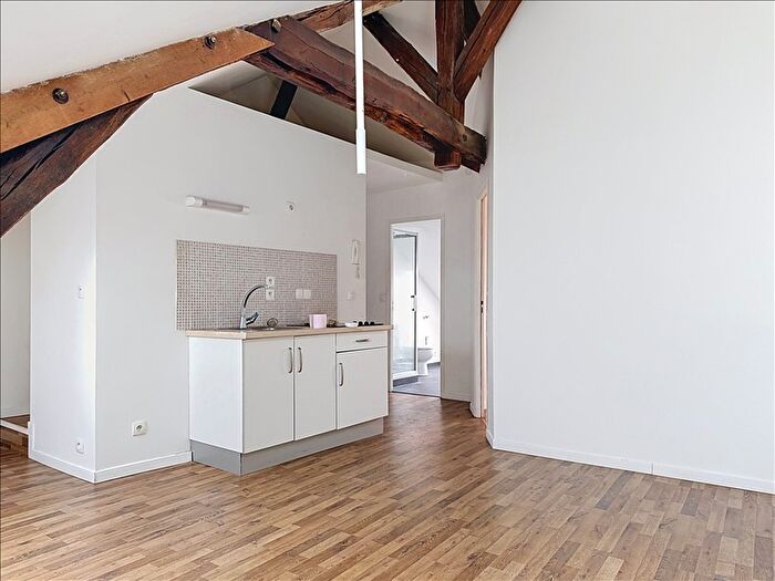 Montereau-Fault-Yonne, Ville basse : Appartement 2 pièces à louer