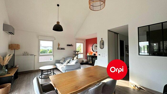 Berliet-Gare-Garibaldi, Saint-Priest : Appartement 4 pièces à louer
