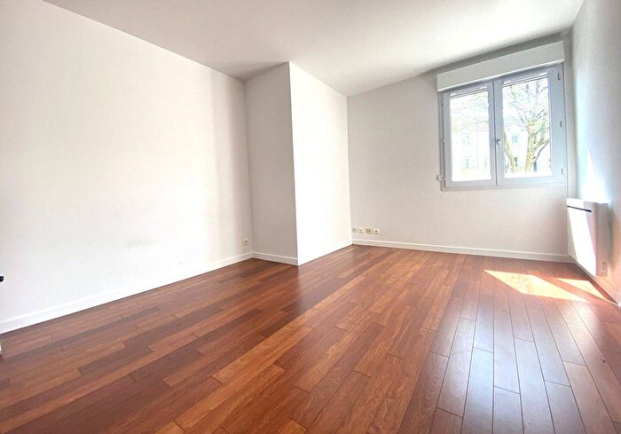 La Sourderie-Nord, Montigny-le-Bretonneux - Appartement 1 pièce à louer