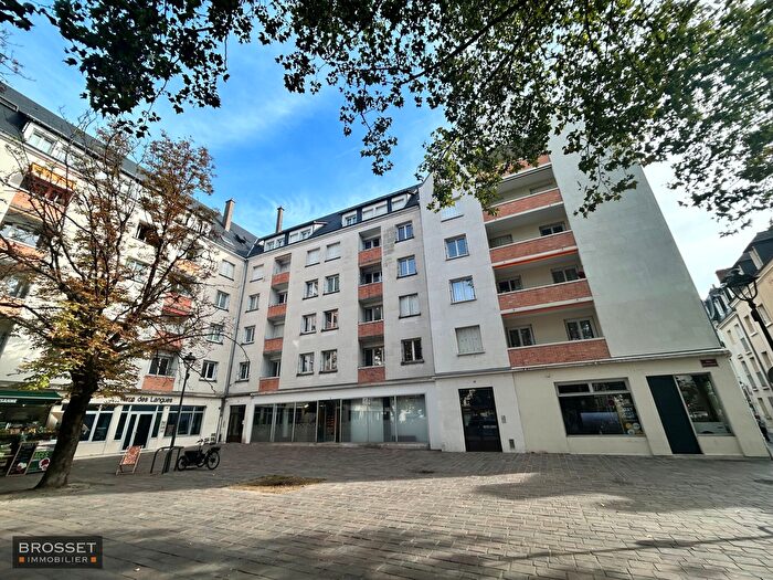 Tours, Centre-ville : Appartement 4 pièces à vendre