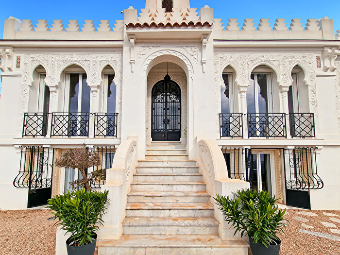 Nice, Saint-Roman de Bellet : Maison 6 pièces à vendre