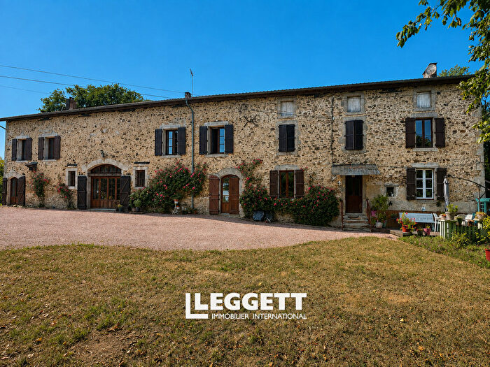 Les Salles-Lavauguyon - Maison 14 pièces à vendre