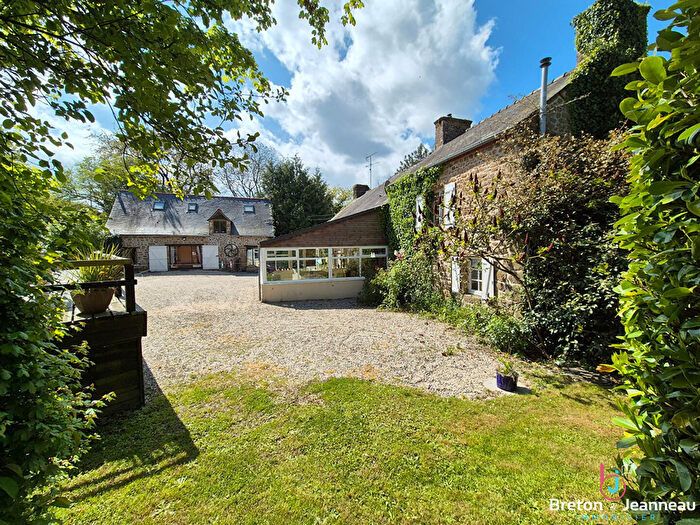 Maison à vendre - Lassay-les-Châteaux - 10 pièces - 4 chambres