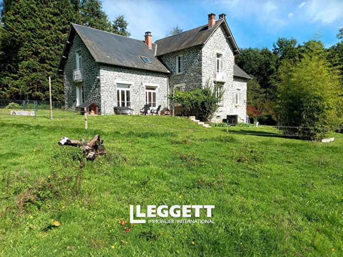 Maison à vendre - Lagraulière - 9 pièces - 5 chambres