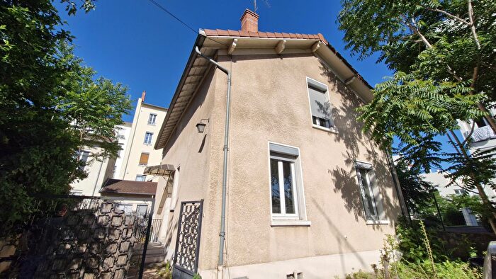 Appartement 1 pièce à Lyon 8ème, Etats Unis, à louer