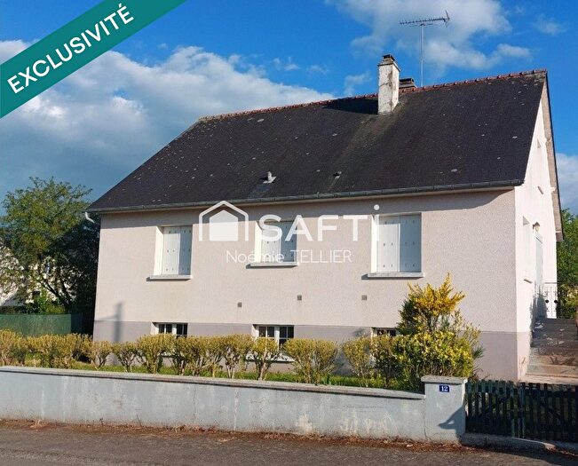 Saint-Cyr-le-Gravelais : Maison 7 pièces à vendre