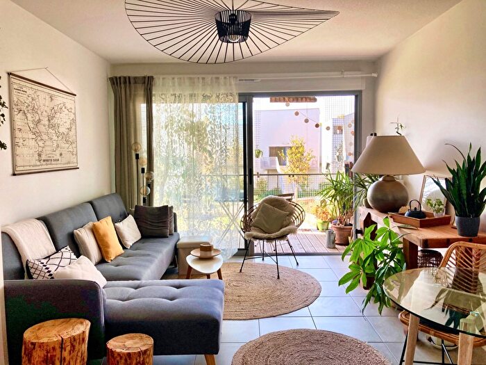 Appartement à vendre - Bègles, Mairie, Bourg - 2 pièces - 1 chambre