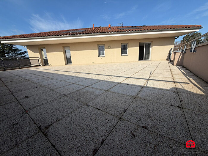 Appartement à vendre - Rillieux-la-Pape, Perica, Village - 5 pièces - 4 chambres