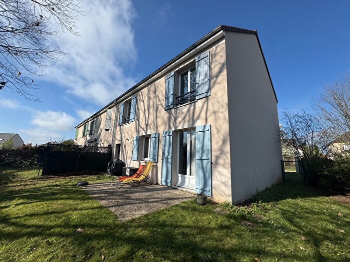 Maison à louer - Olivet, Larry, Coin Rond, Lorette - 5 pièces - 4 chambres