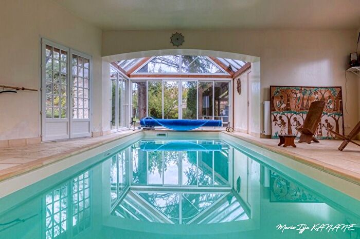 Maison à vendre - Longnes - 8 pièces - 5 chambres