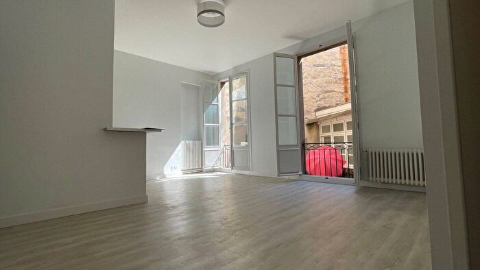Centre ville, Bordeaux : Appartement 3 pièces à louer