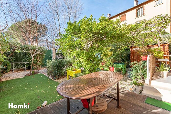 Appartement à vendre - Marseille e , Saint-Barnabé - 3 pièces - 2 chambres