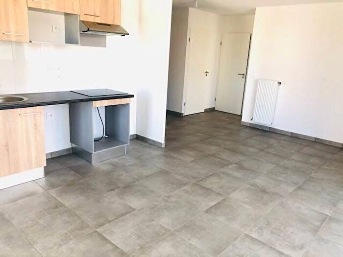 Appartement 3 pièces à Le Bas de Villeneuve-Tolosane, à louer