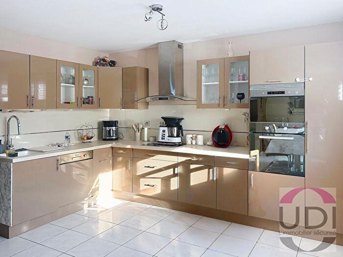 Maison à vendre - Corbeil-Essonnes, Pressoir, Prompt - 4 pièces - 3 chambres