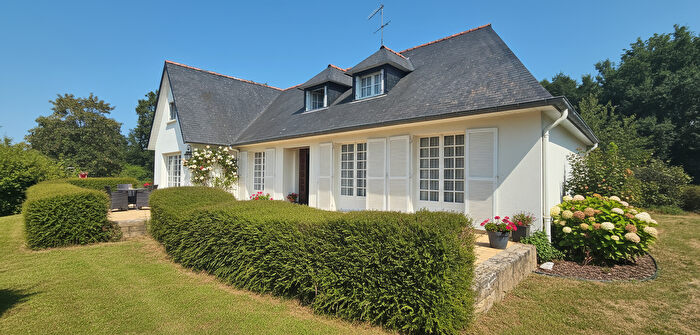 Maison 7 pièces à vendre à Noyal-Châtillon-sur-Seiche
