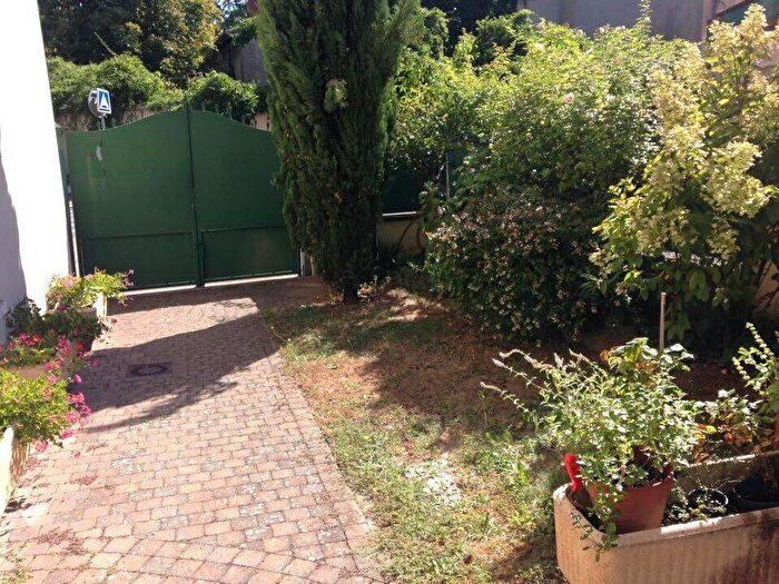 Appartement à louer - La Tour-de-Salvagny - 1 pièce