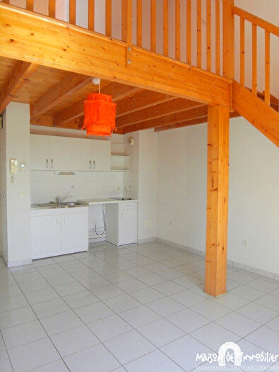 Appartement à vendre - Cognac, Centre-ville, Gare - 2 pièces - 1 chambre