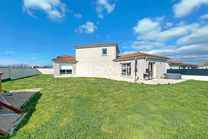 Maison 7 pièces à Andrézieux-Bouthéon, à vendre