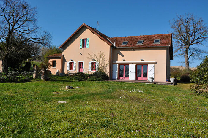 Maison à vendre - Le Donjon - 5 pièces - 3 chambres