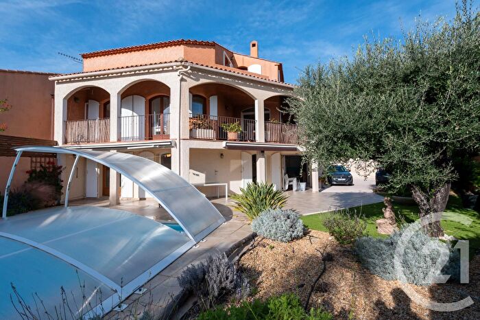 Maison à vendre - Bormes-les-Mimosas, La Favière, Le Gau, Cap-Bénet, Cabasson, Plages - 8 pièces - 7 chambres