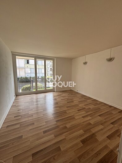 Rosny-sous-Bois, Le Bois-Perrier : Appartement 3 pièces à louer