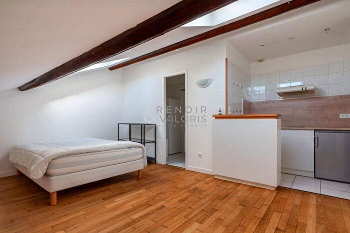 Appartement à louer - Léopold-Ville Vieille, Nancy - 1 pièce