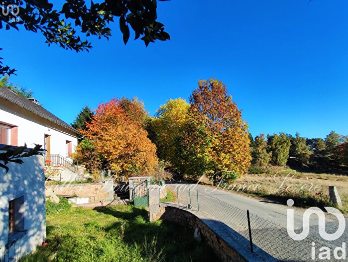 Maison à vendre - La Chaze-de-Peyre - 5 pièces - 4 chambres