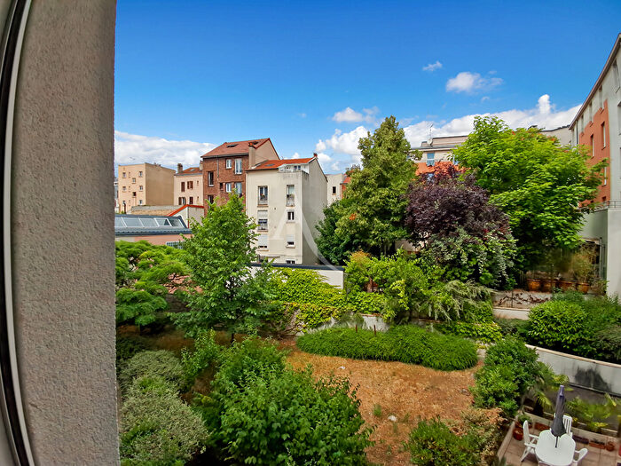 Appartement à vendre - Suresnes, Centre-ville - 2 pièces - 1 chambre