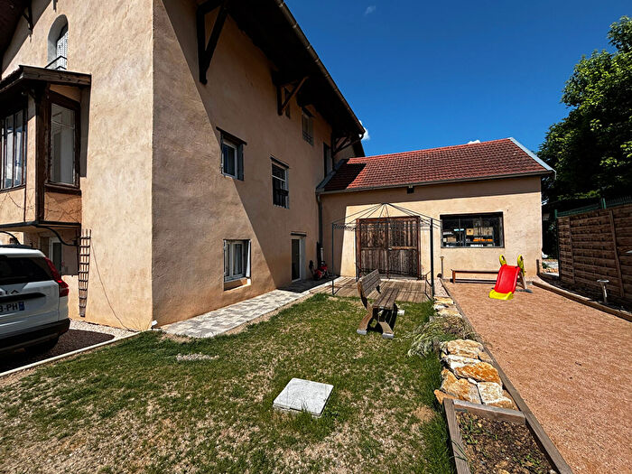 Maison à vendre - Montmerle-sur-Saône - 4 pièces - 3 chambres