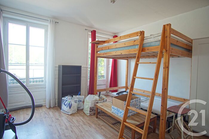 Choisy-le-Roi, Centre-ville, Parc Prairie, Hautes Bornes : Appartement 1 pièce à vendre