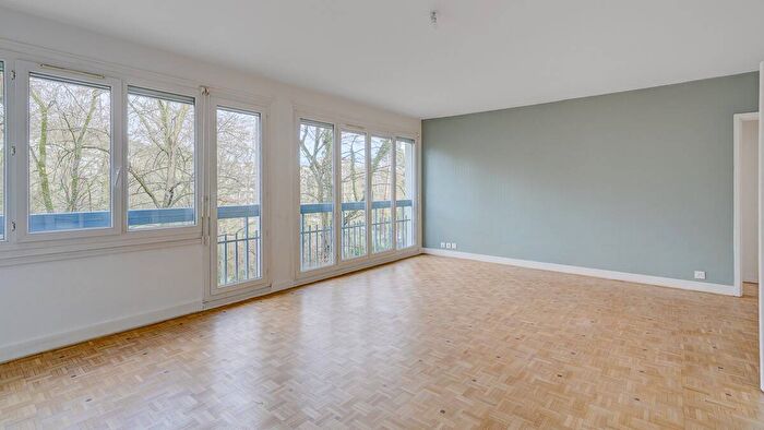 Appartement à louer - La Ronce, Ville-dAvray - 4 pièces - 3 chambres