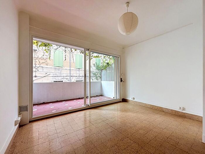 Appartement 1 pièce à Avignon, Magnanen, Teinturiers, à vendre