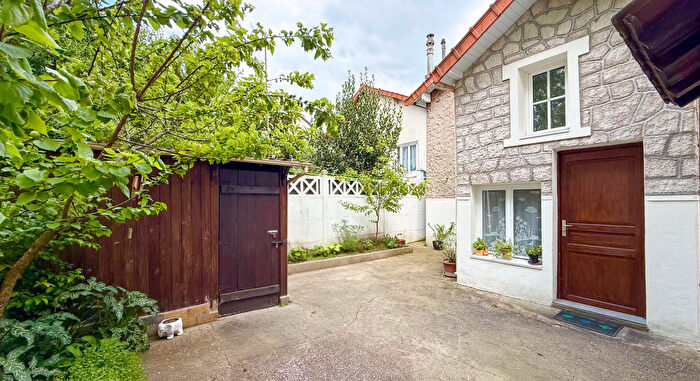 Maison 6 pièces à Épinay-sur-Seine, La Source, Les Presles, à vendre