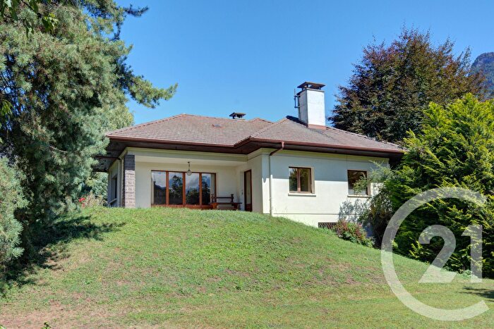 Maison à vendre - Sallanches, Vouilloux, Boccard, Clos de Baz - 5 pièces - 4 chambres