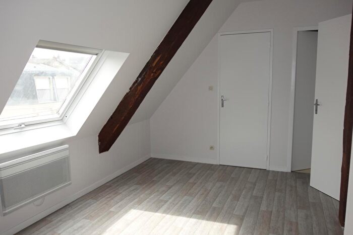 Appartement 1 pièce à louer à Orléans, Les Murlins