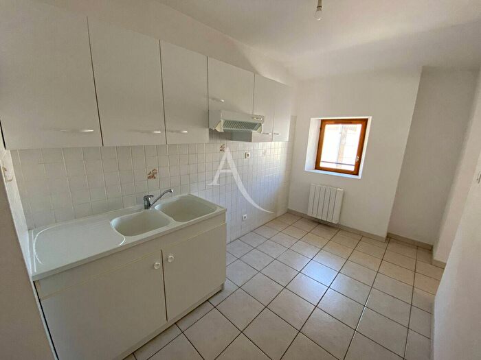 Appartement à louer - Verdun, Castelnaudary - 3 pièces - 2 chambres