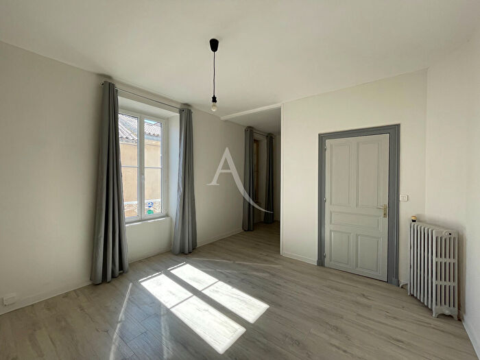 Appartement 1 pièce à louer à Fontenay-le-Comte, Centre-ville, Les Loges, La Pommeraie, La Sablière