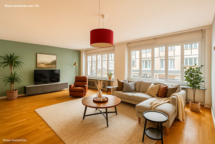 Appartement à vendre - Annecy, Centre-ville, Vieille ville, Marquisats - 3 pièces - 3 chambres