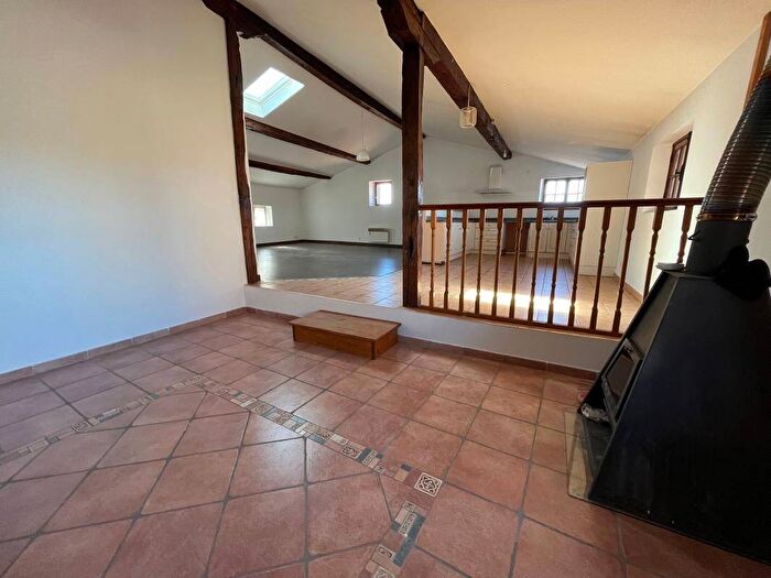 Appartement à louer - Lapasset, Castelnaudary - 5 pièces - 4 chambres