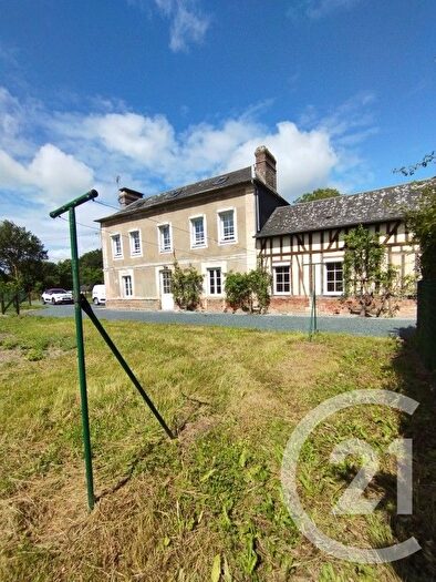 Maison 5 pièces à louer à Neuville-sur-Authou